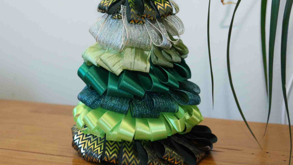 How to Make a Christmas Tree out of Ribbon | Ribbonly